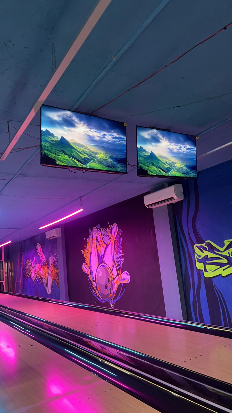 Home & Jimmy’s Bowling and Billiard Center